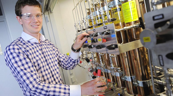 有机氟化学家Tobias Ritter教授与他的Nature、Nature Chem.- X-MOL资讯